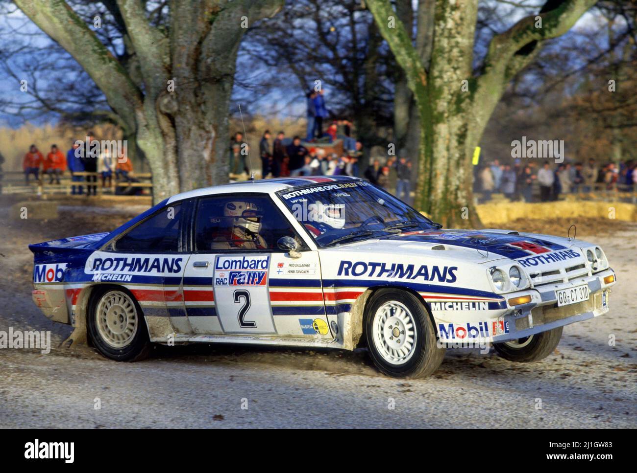 Henri Toivonen (FIN) Fred Gallagher (GBR) Opel Manta 400 GrB Rothmans ...