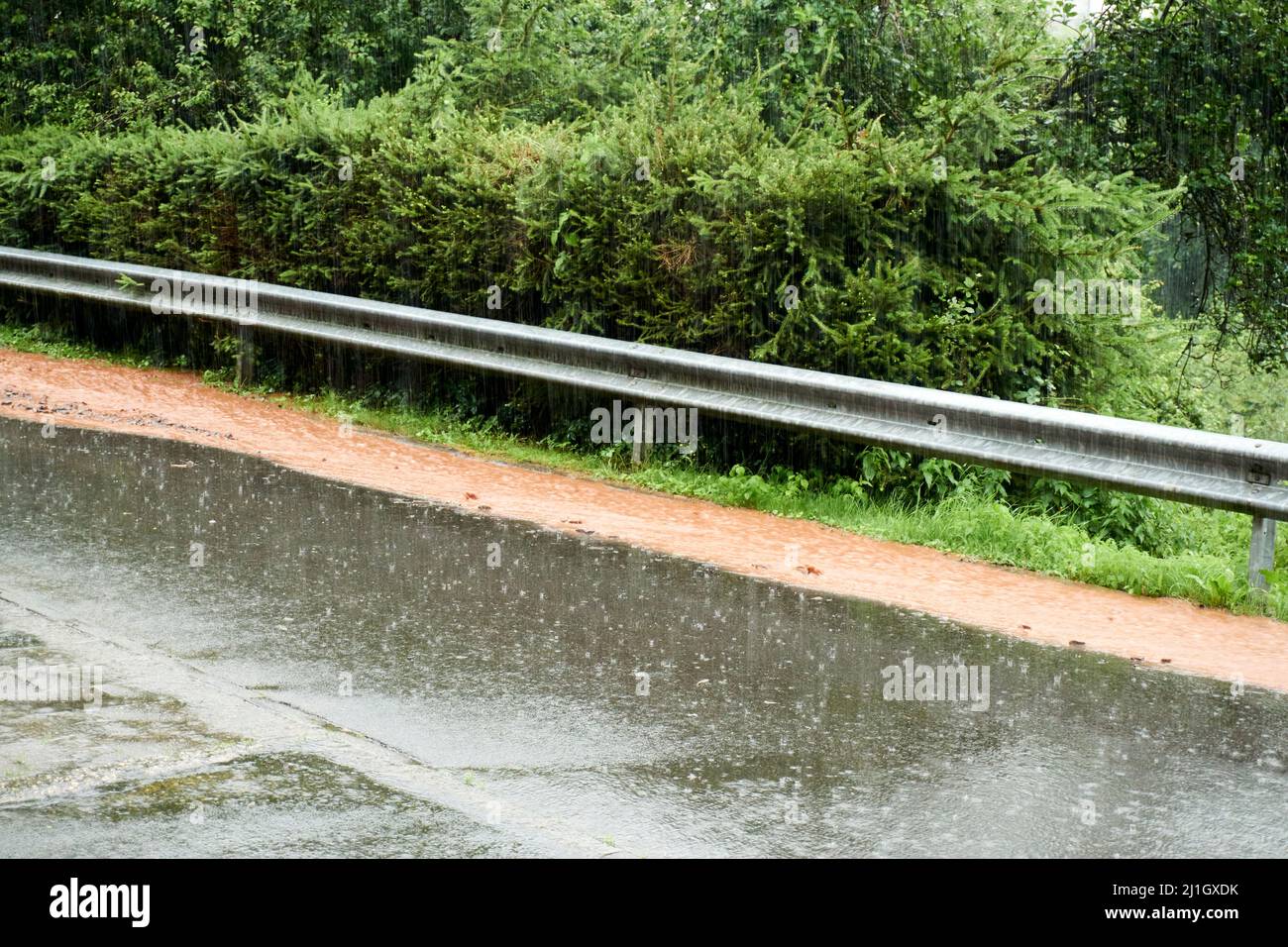 summer flood of the Kyll in Muerlenbach in the Eifel in July 2021 Stock ...