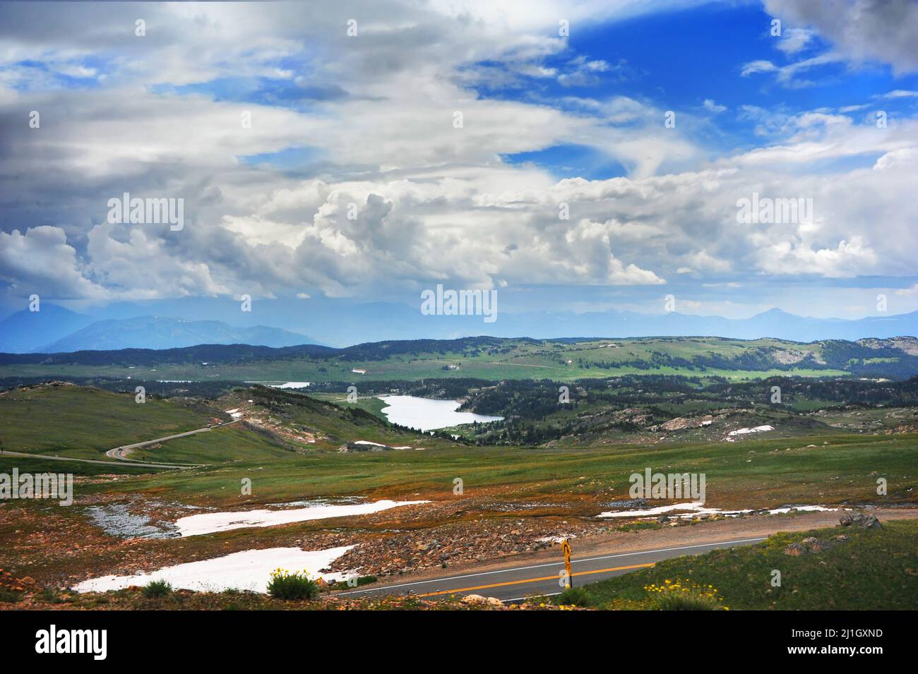 Scenic panorama of Beartooth Pass, in Wyoming, shows cars traversing ...