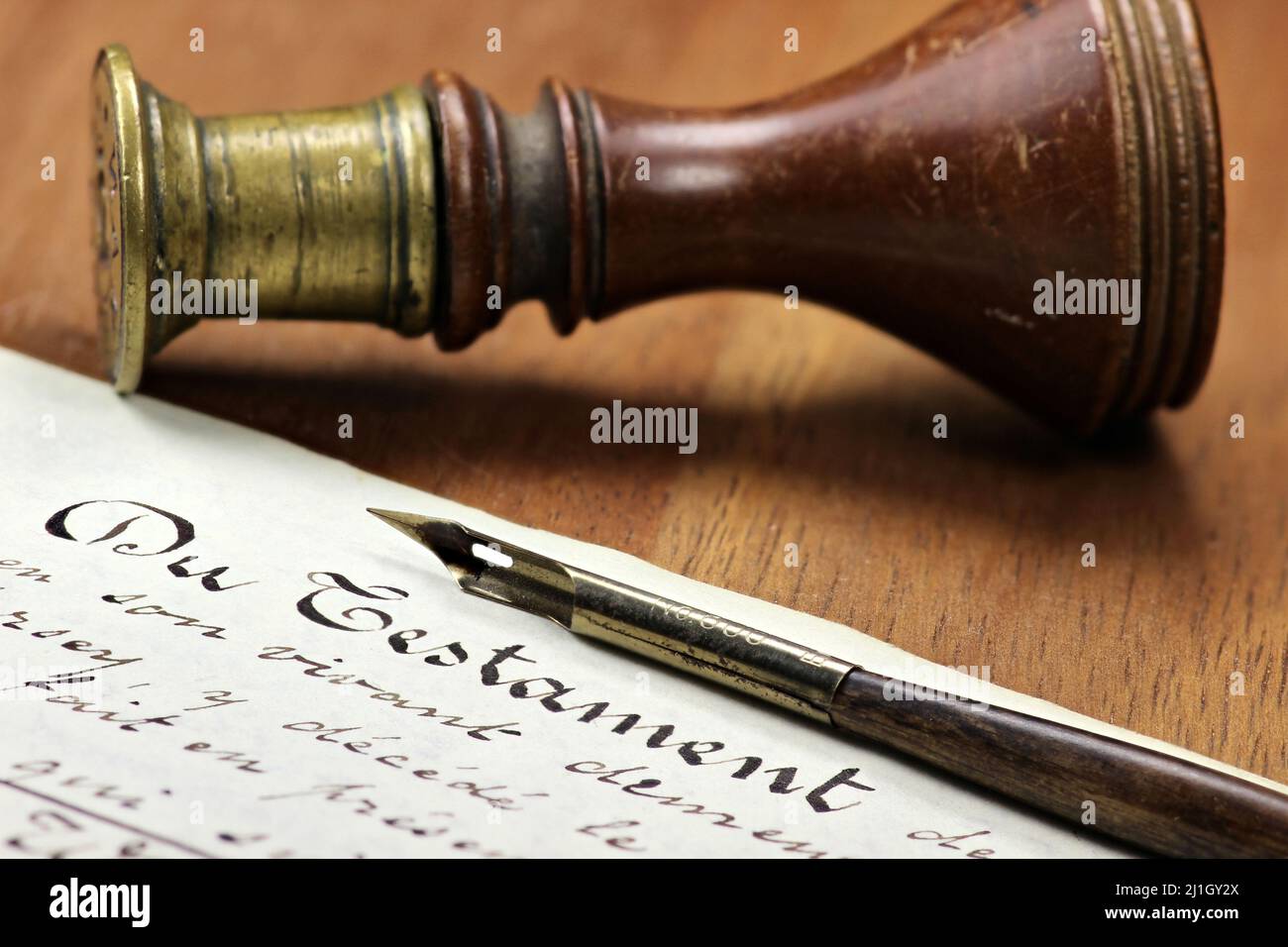 handwritten testament on desktop Stock Photo - Alamy