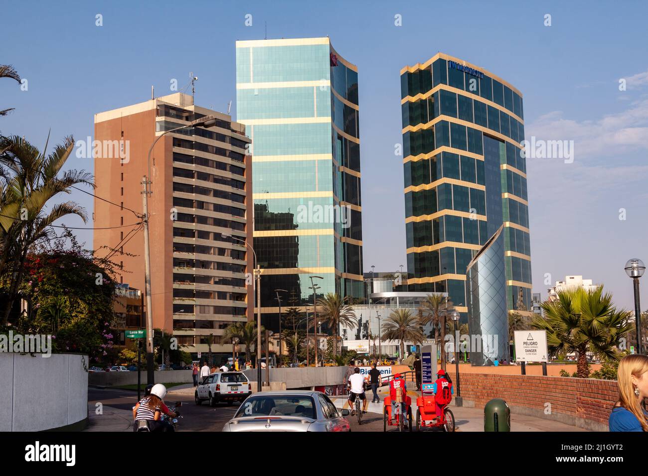 A Larcomar mall and modern buildings in Miraflores, Lima, Peru Stock ...