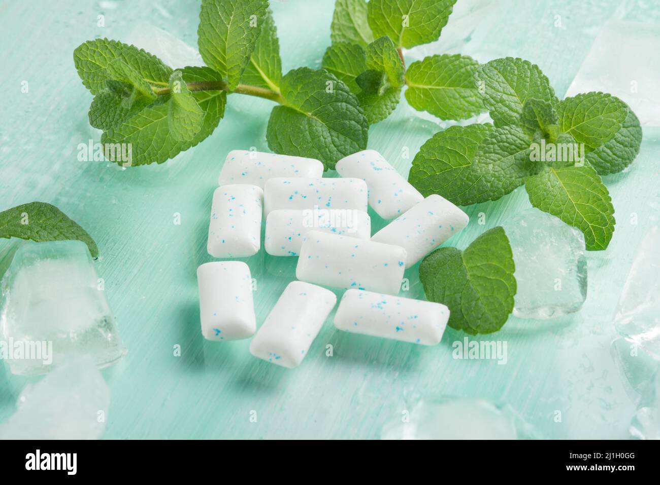 Sugarless chewing gum hi-res stock photography and images - Alamy