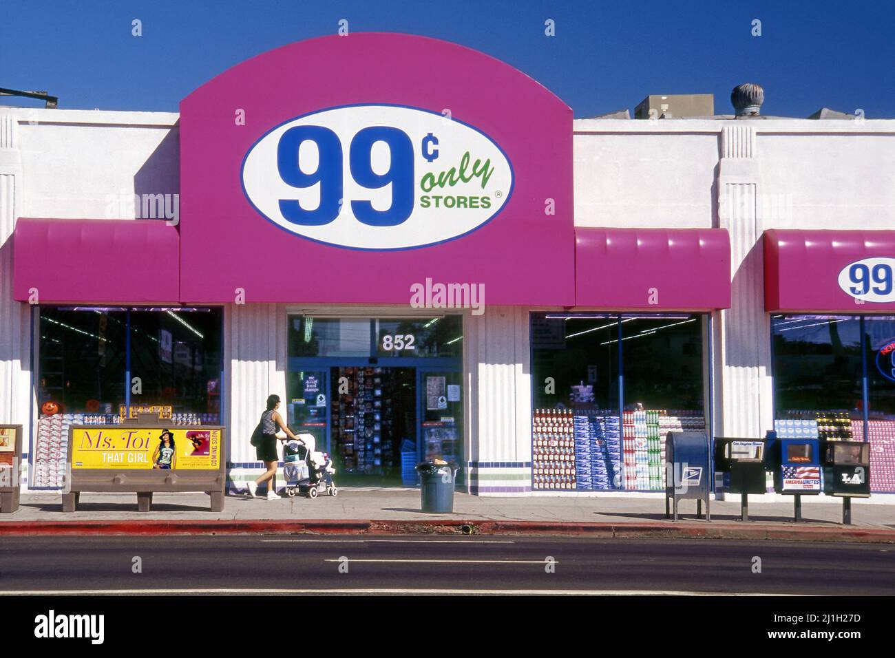 99 Cent store on La Brea a the former site of the La Brea Circus Stock ...