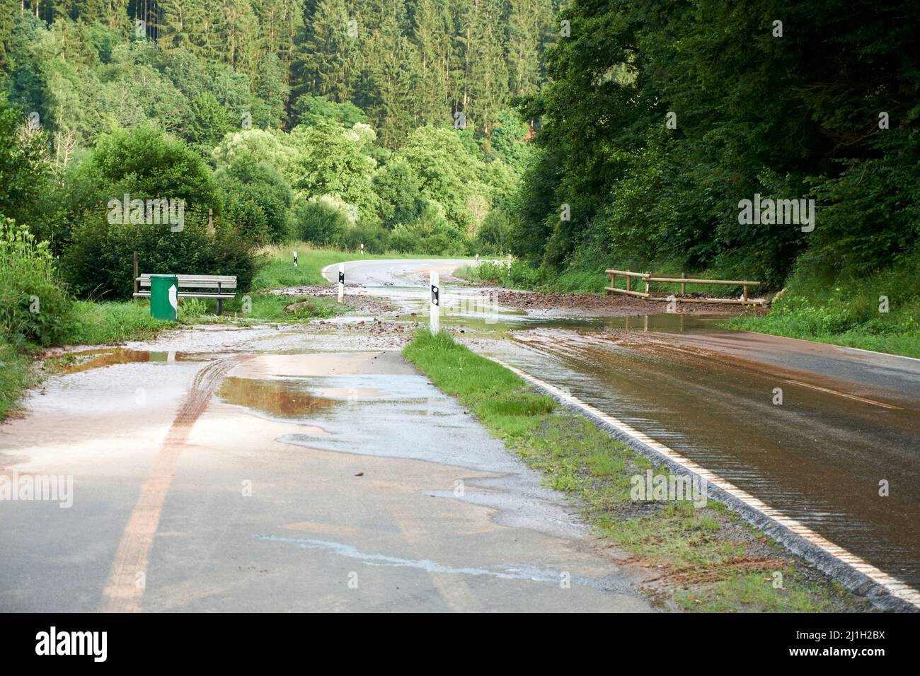 summer flood of the Kyll in Muerlenbach in the Eifel in July 2021 Stock ...