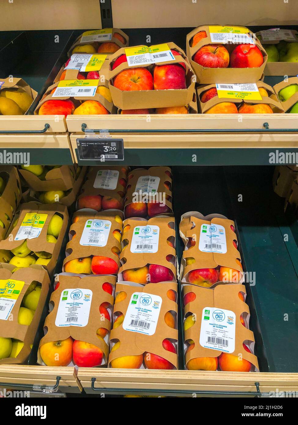 Monoprix store in france hi-res stock photography and images - Alamy