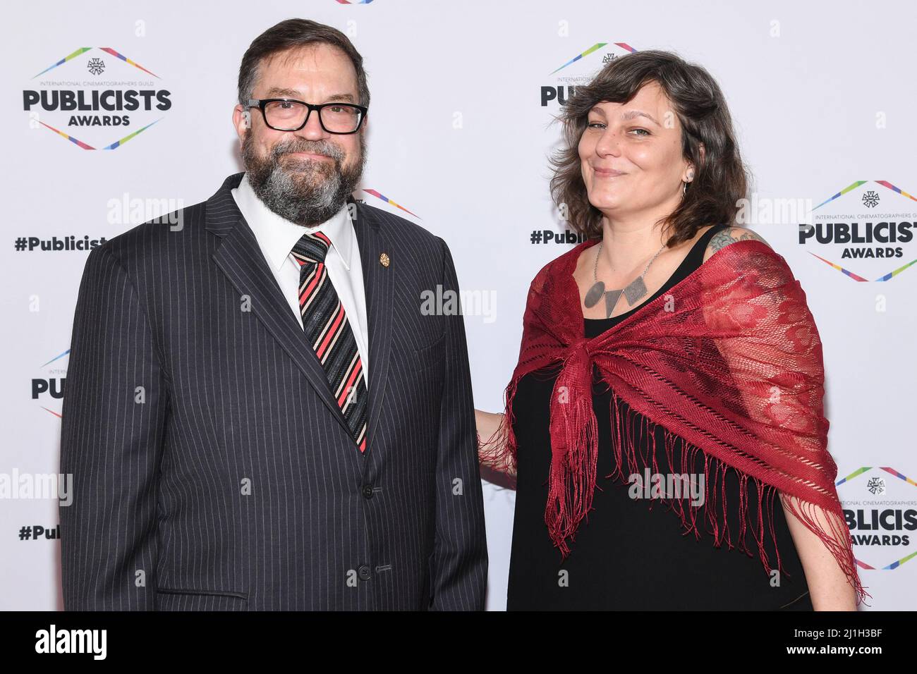 Beverly Hills, USA. 25th Mar, 2022. Matt Loeb and Mandie Demeskey ...