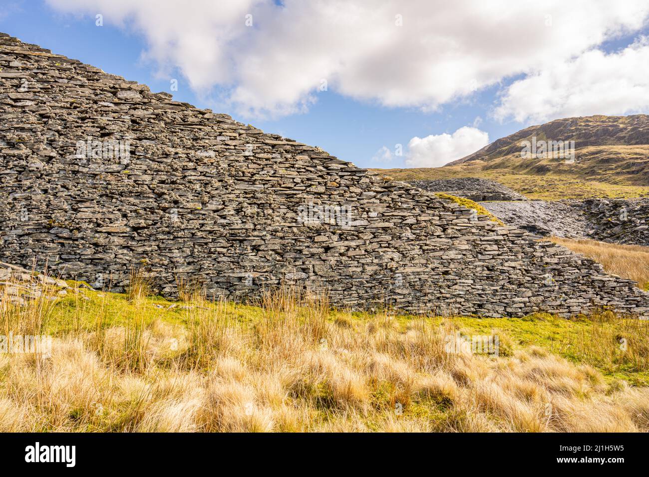 Old ruined abandoned quarry hi-res stock photography and images - Alamy