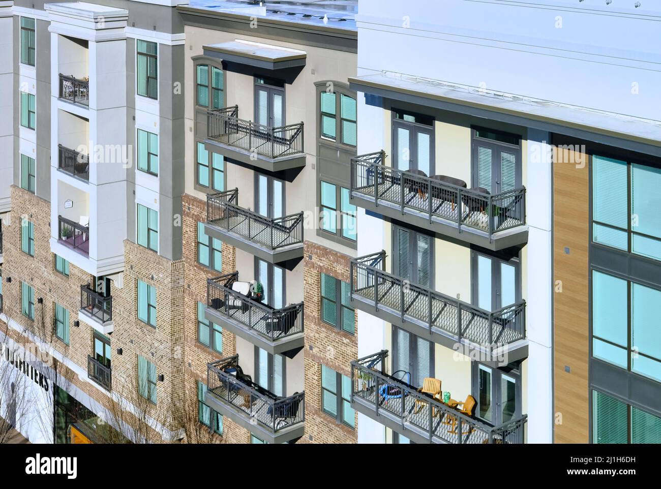 Store balconies hi-res stock photography and images - Alamy