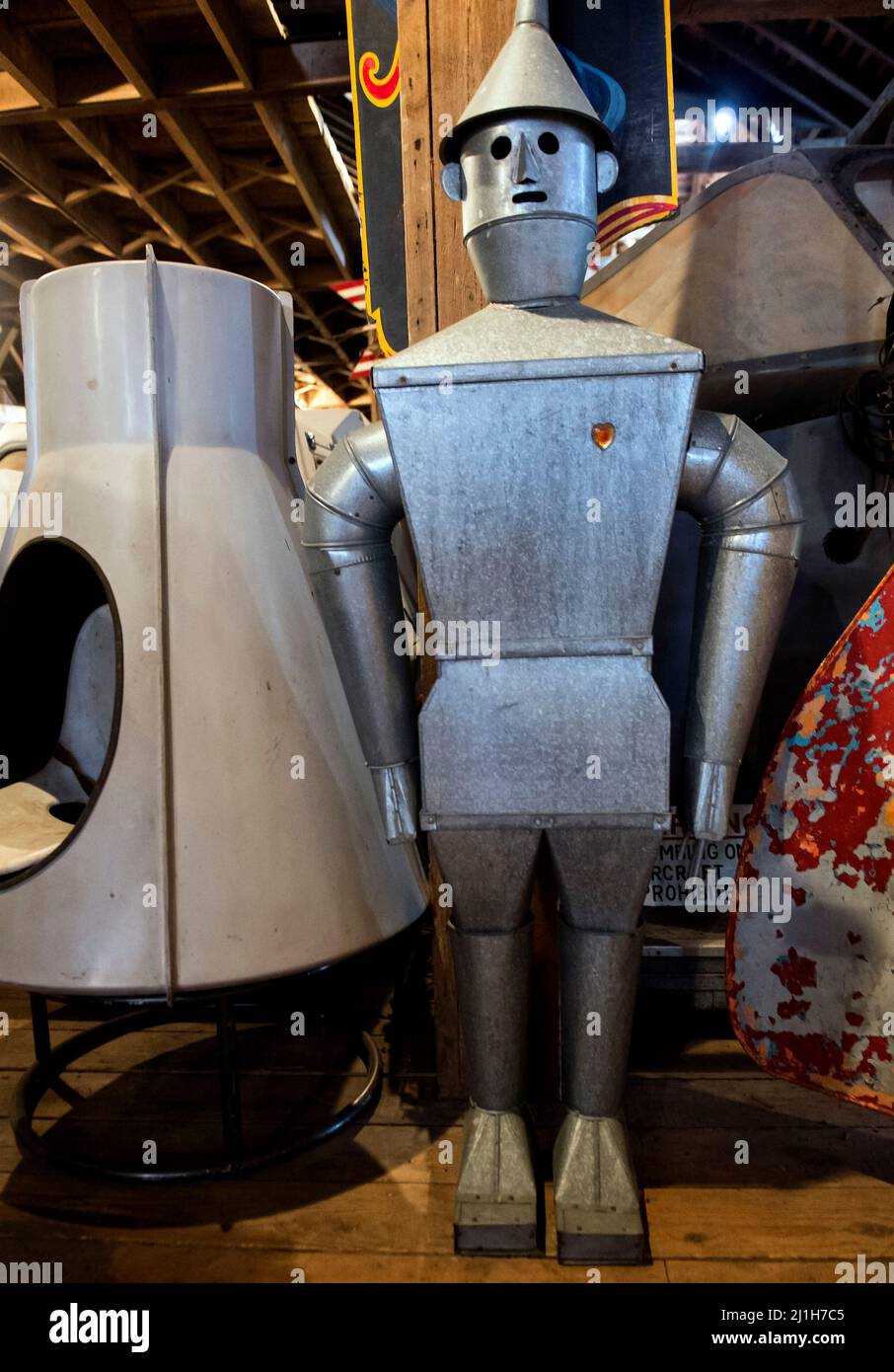 Litchfield County, Connecticut, USA. 25th Mar, 2022. The Space Age ...