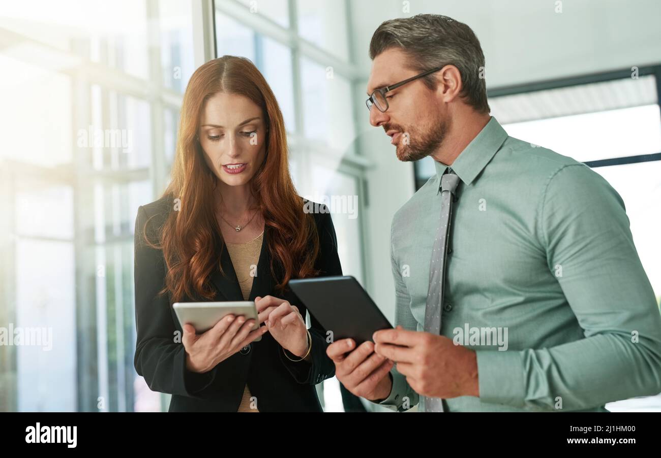 Exchanging business ideas hi-res stock photography and images - Alamy