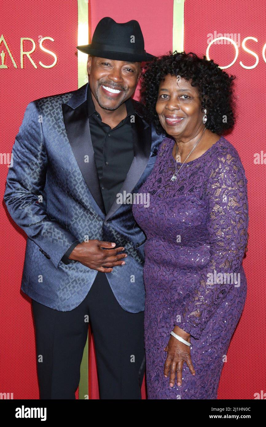 Los Angeles, USA. 25th Mar, 2022. William Packer, mother at arrivals ...