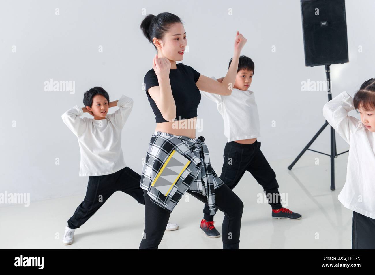 Youth dance teacher to teach the children learn how to dance Stock ...