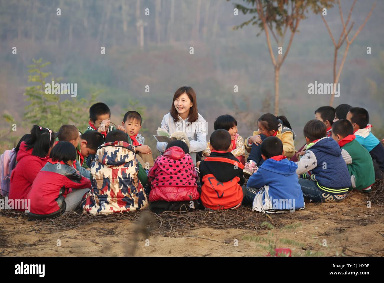 Rural teachers and pupils in outdoor learning Stock Photo - Alamy