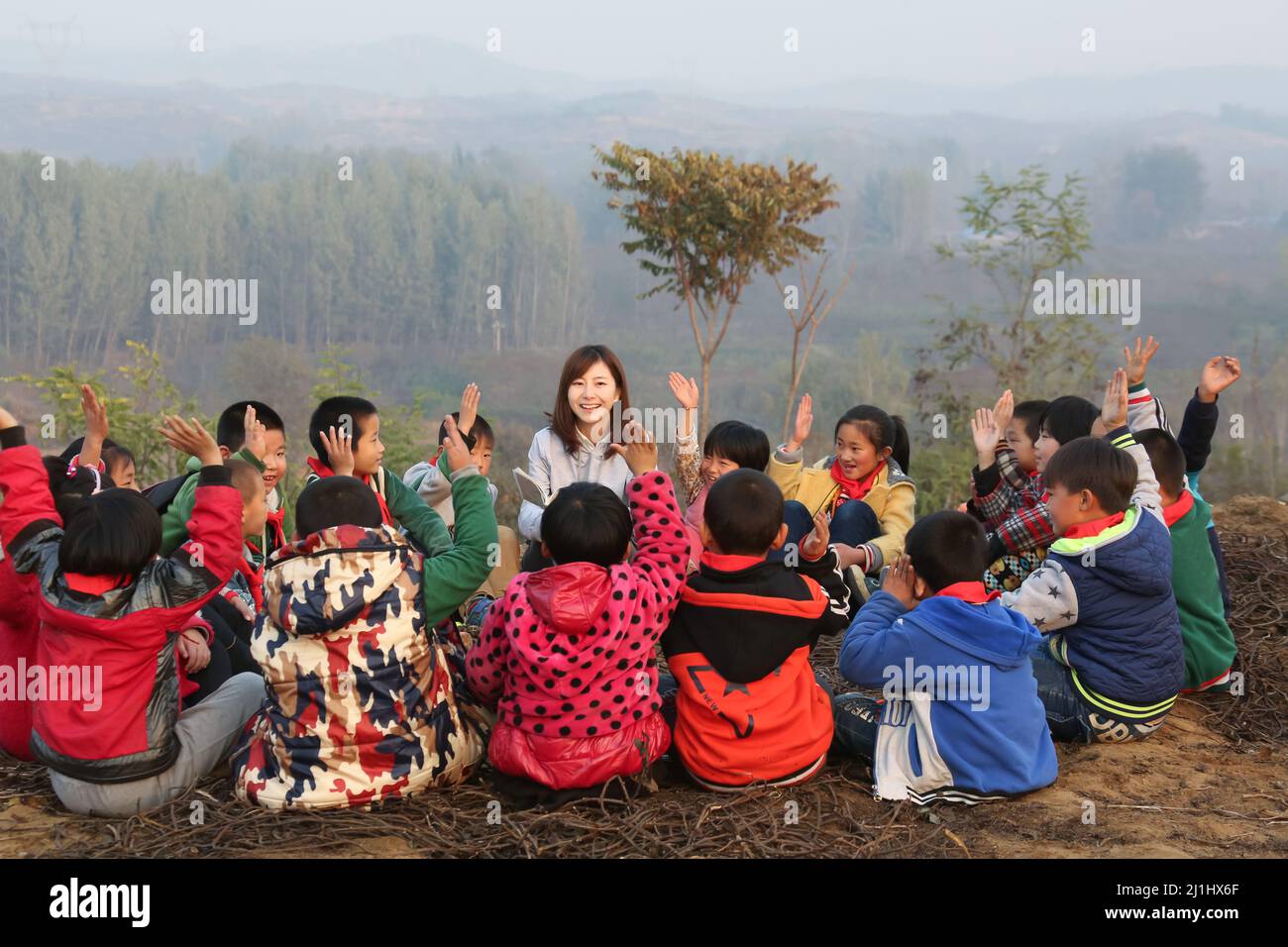 Rural teachers and pupils in outdoor learning Stock Photo - Alamy