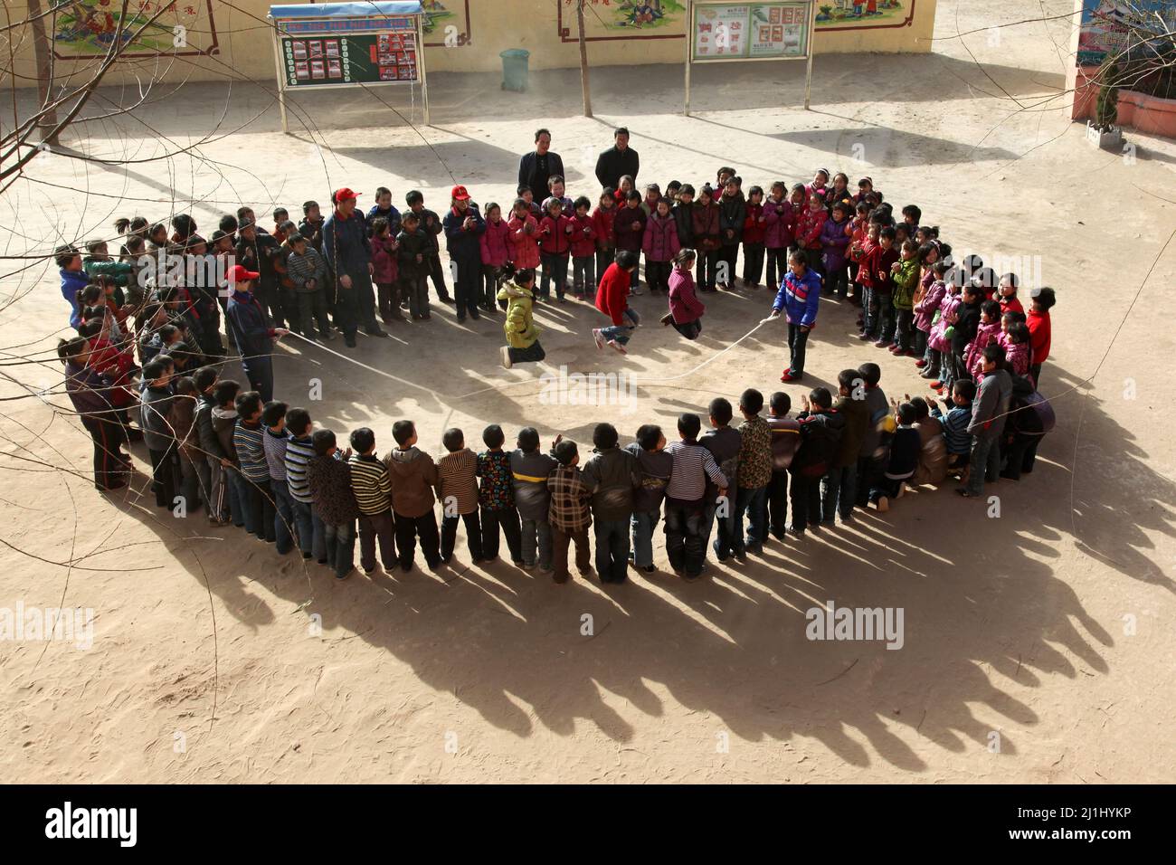 Elementary school in rural area Stock Photo - Alamy