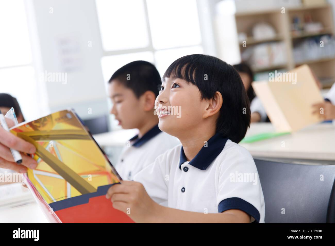 Elementary school students Stock Photo - Alamy
