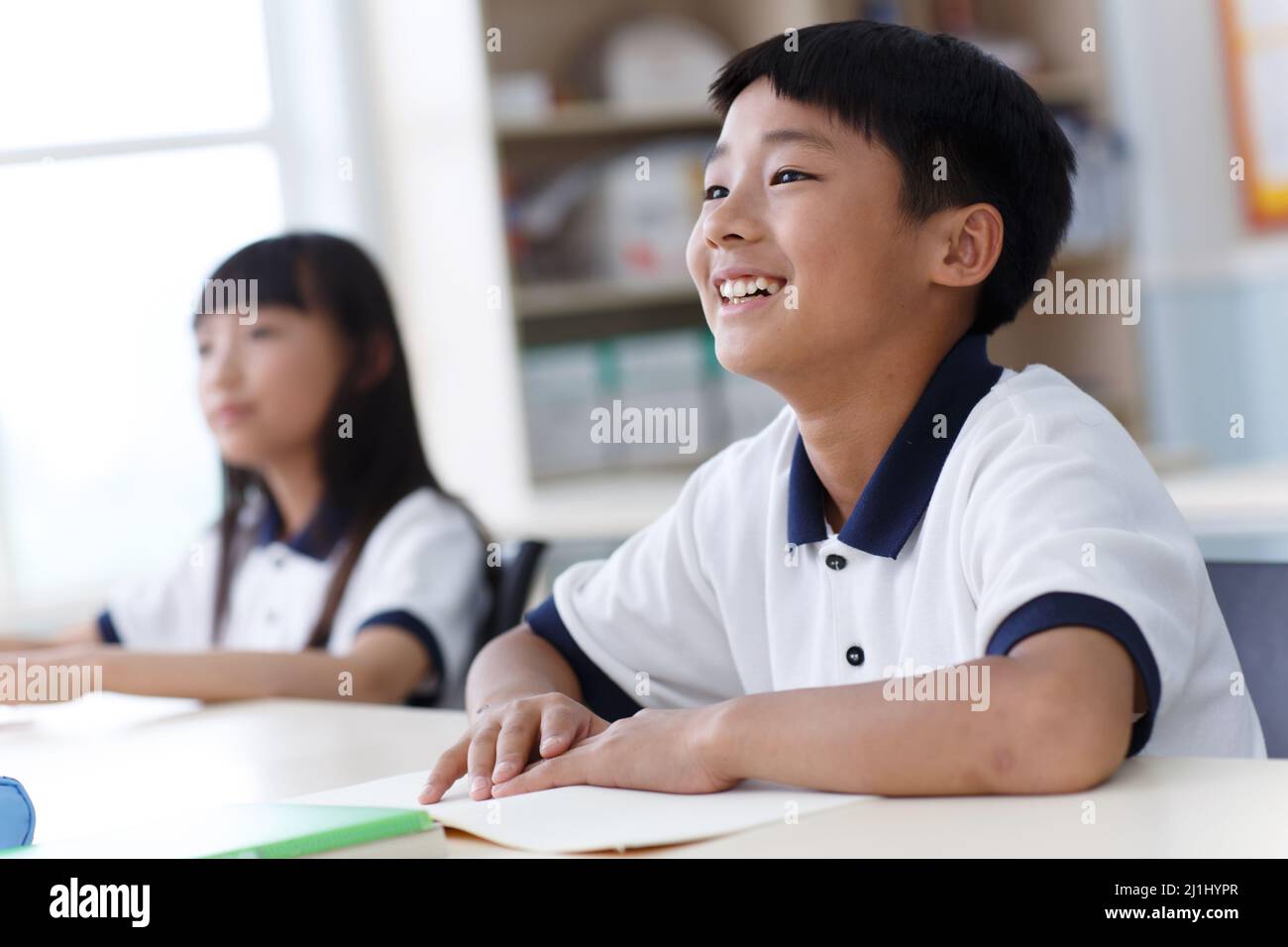 Elementary school students Stock Photo - Alamy