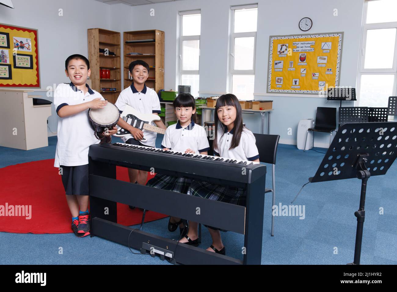 Elementary school students Stock Photo - Alamy