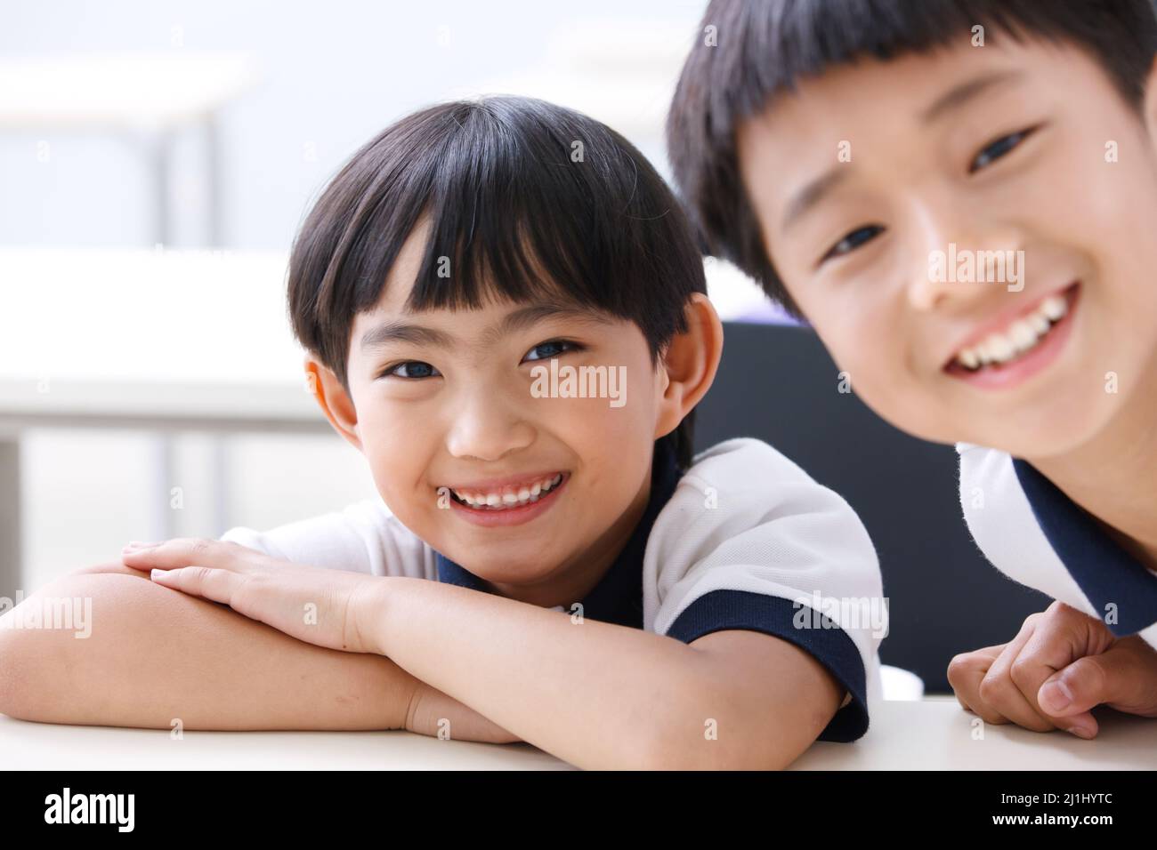 Elementary school students Stock Photo - Alamy