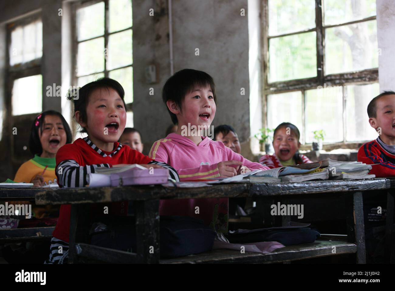 Elementary school children Stock Photo - Alamy