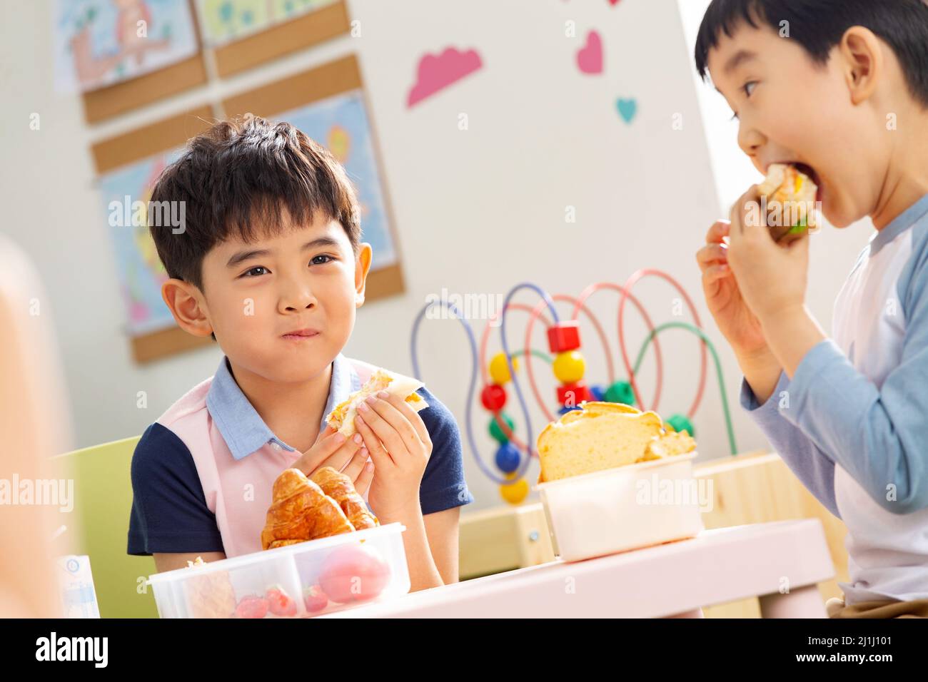 China children drink milk hi-res stock photography and images - Alamy