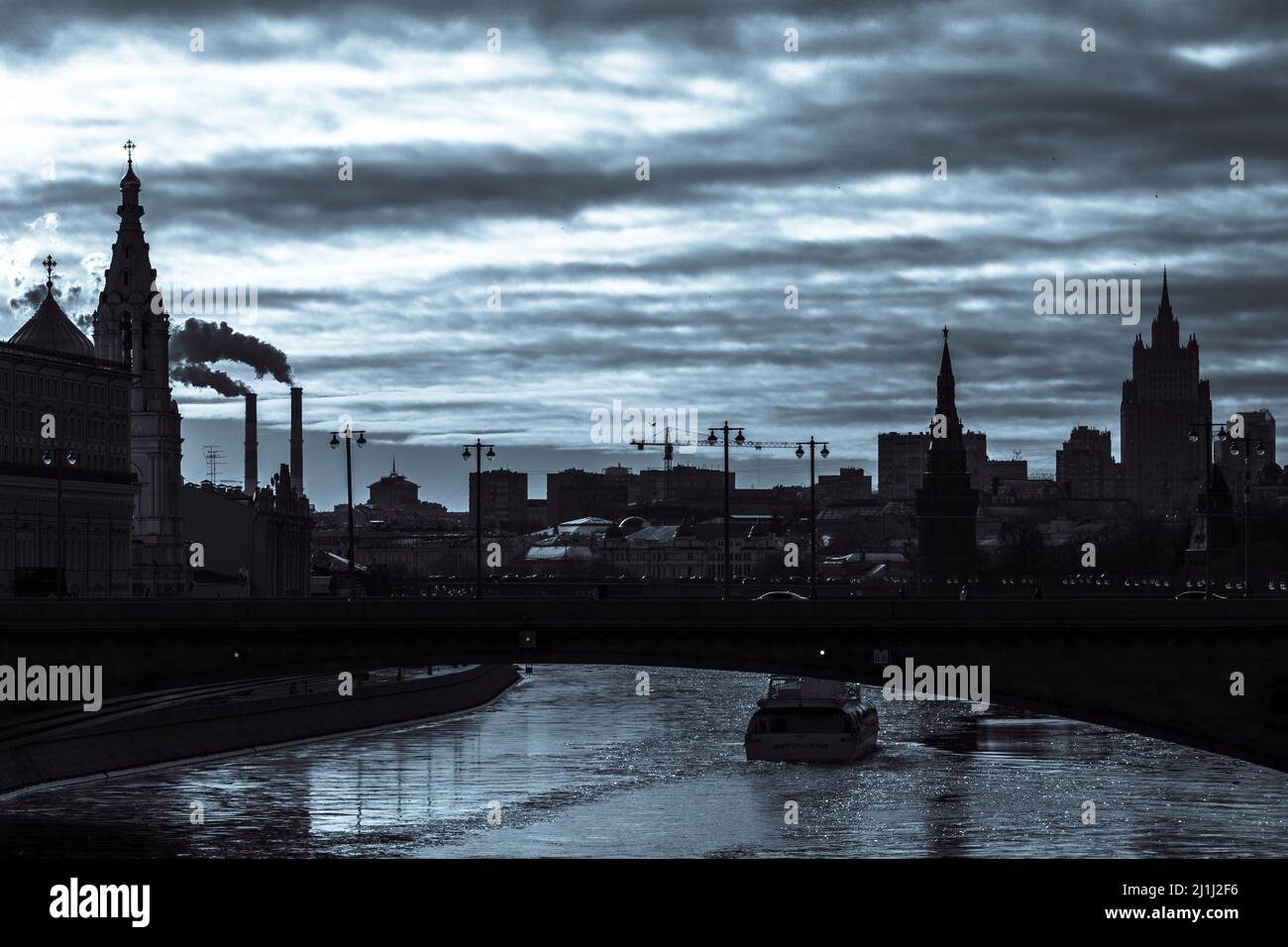 Moscow air quality hi-res stock photography and images - Alamy
