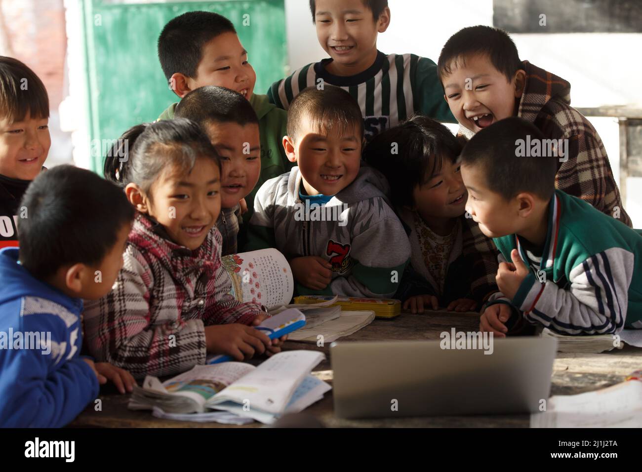 Rural primary school students in the use of computers Stock Photo - Alamy