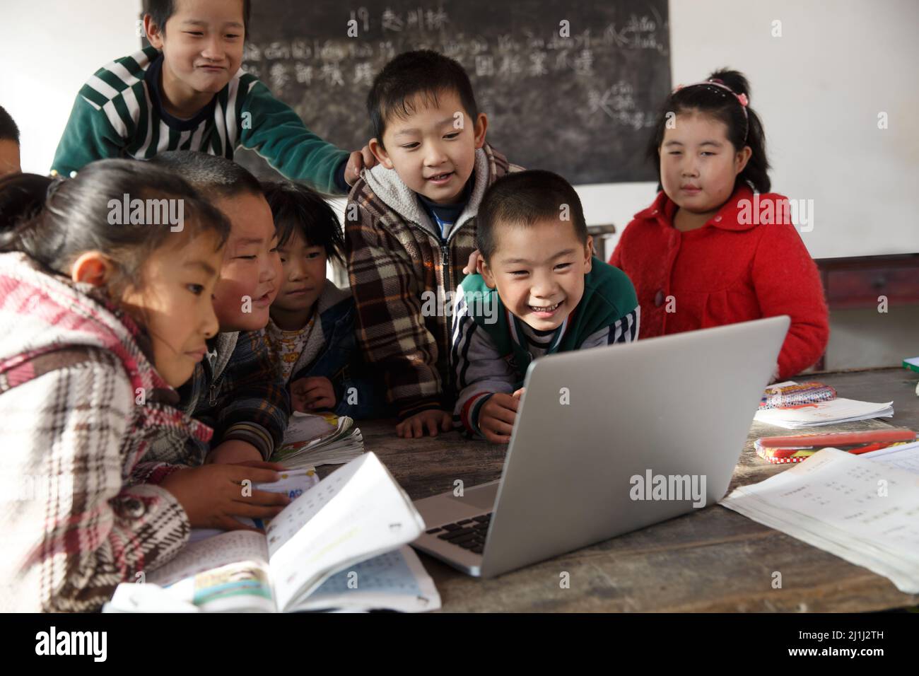 Rural primary school students in the use of computers Stock Photo - Alamy