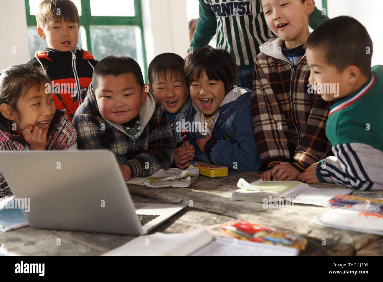 Rural primary school students in the use of computers Stock Photo - Alamy
