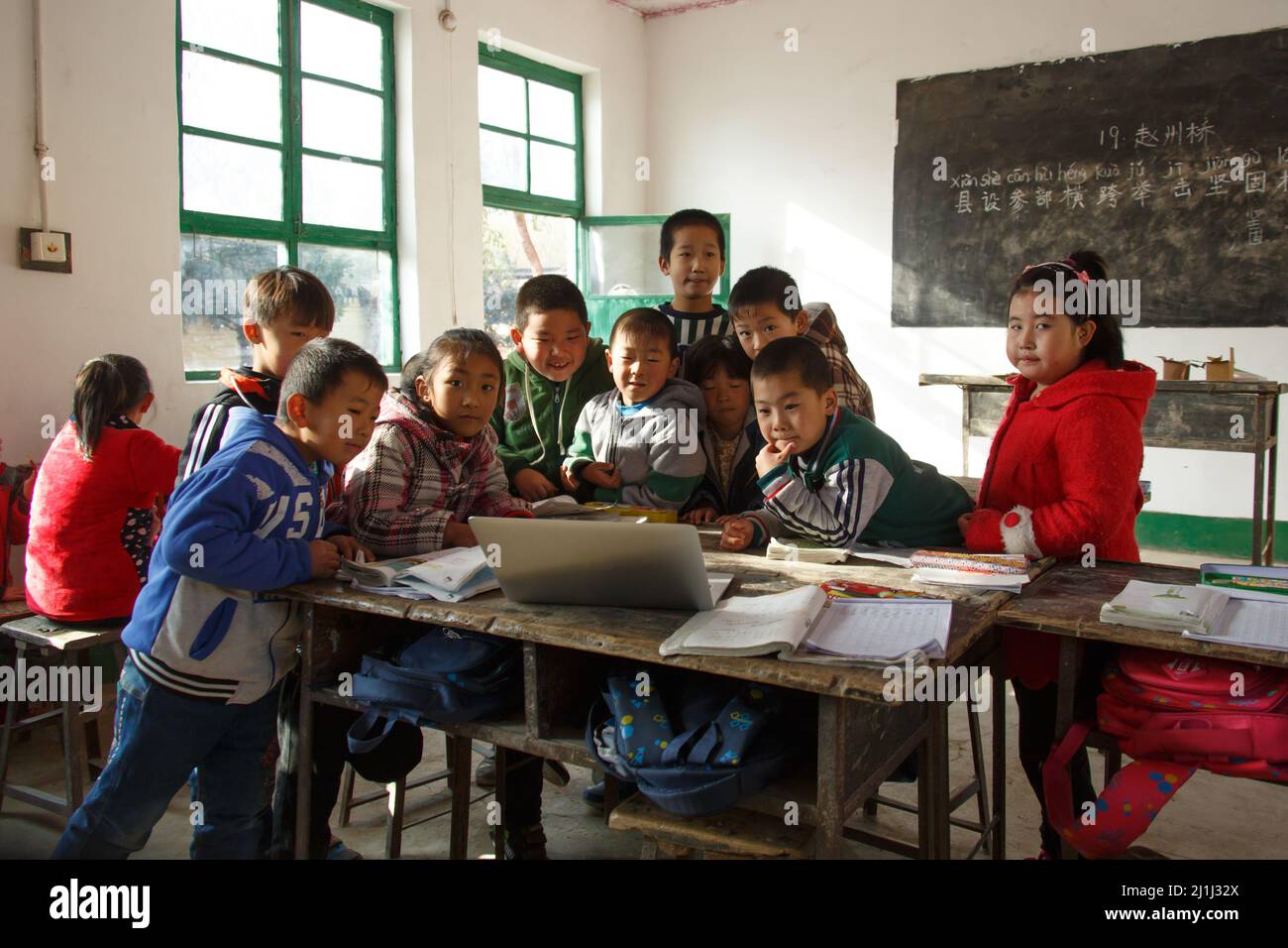 Rural primary school students in the use of computers Stock Photo - Alamy