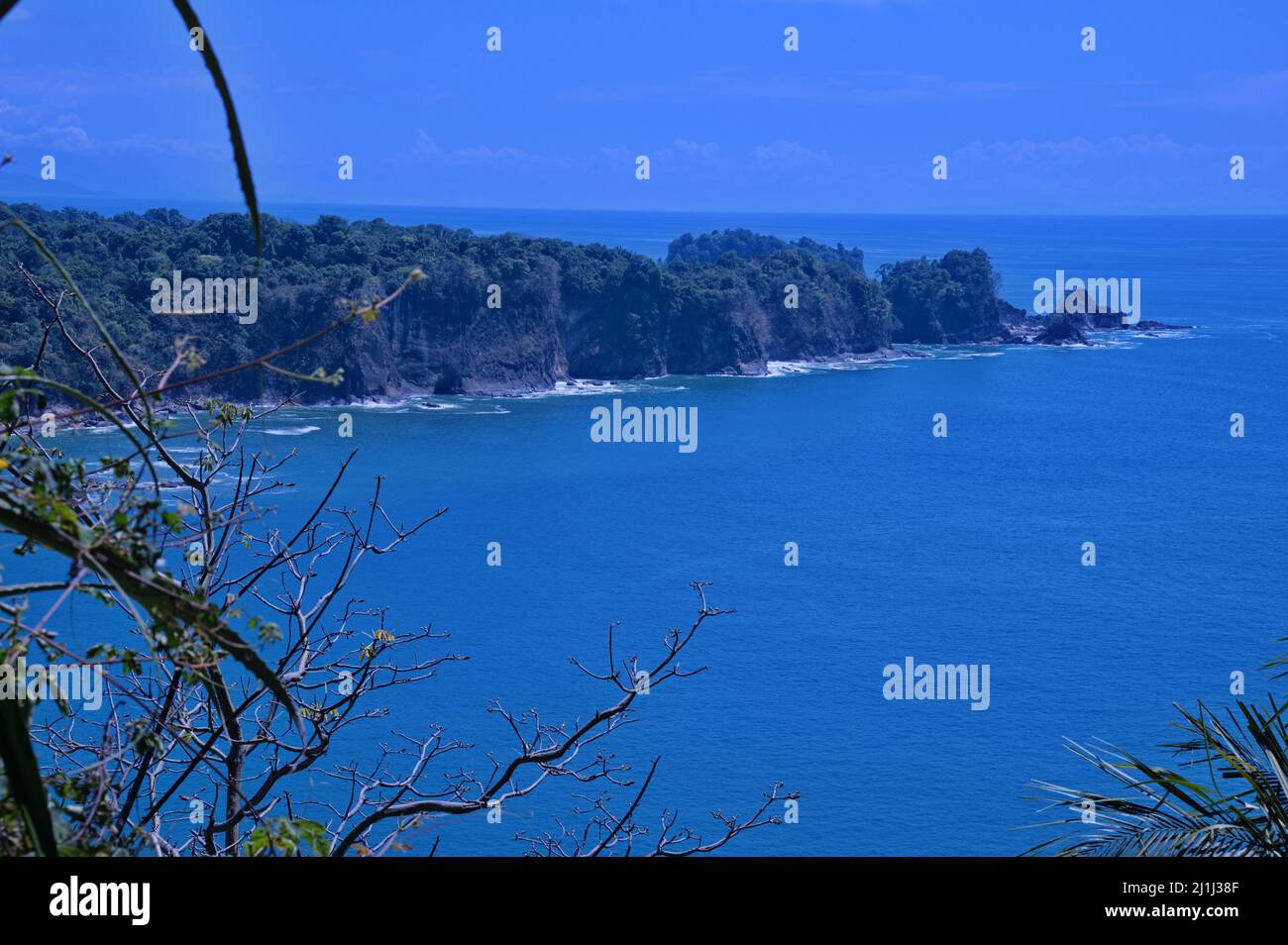Costa rica beach clear water hi-res stock photography and images - Alamy