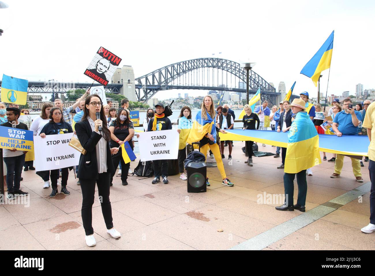 Sydney, Australia. 26th March 2022. Ukrainians and their supporters ...