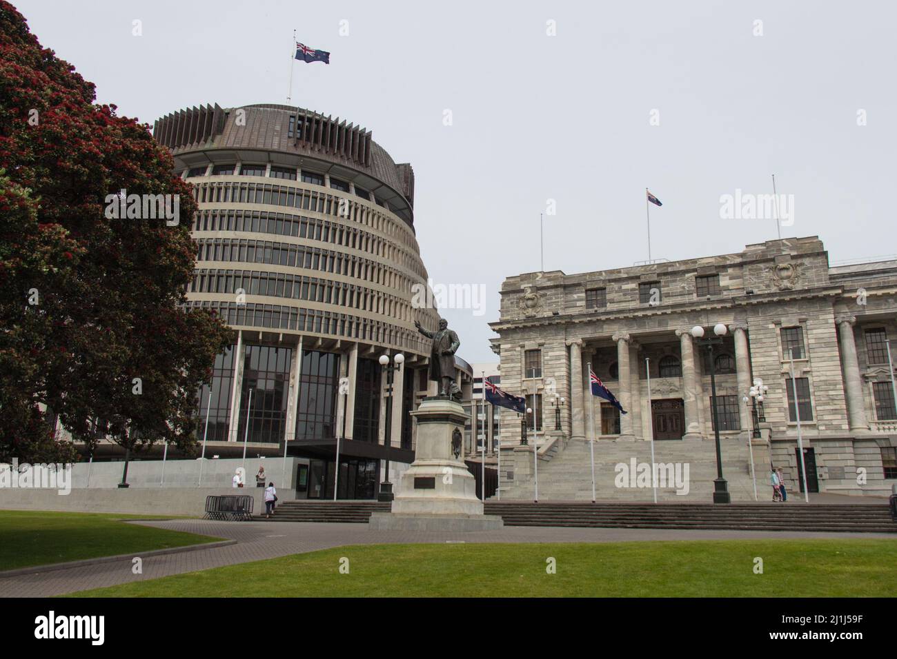 New Zealand, Wellington - January 10 2020: the view of Beehive and New ...