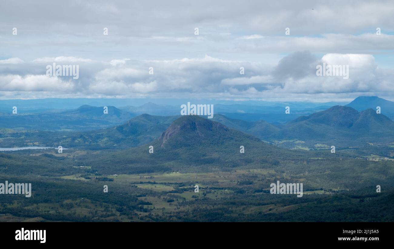 Lake Moogerah, Mt Edwards, Mt Greville et al. View from Mt Cordeaux ...
