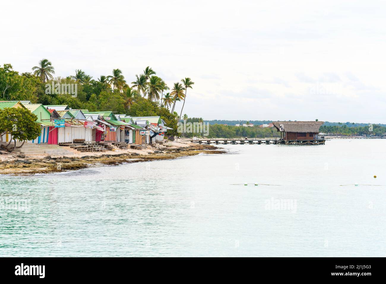 Poor tourist caribbean beach hi-res stock photography and images - Alamy