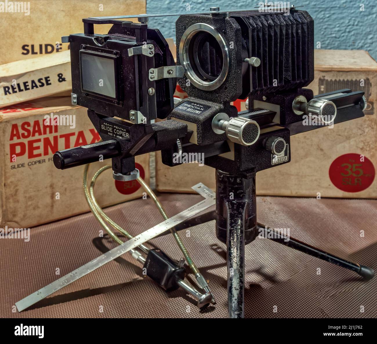 03 26 2022 vintage bellows with slide copying adapter Kalyan district ...