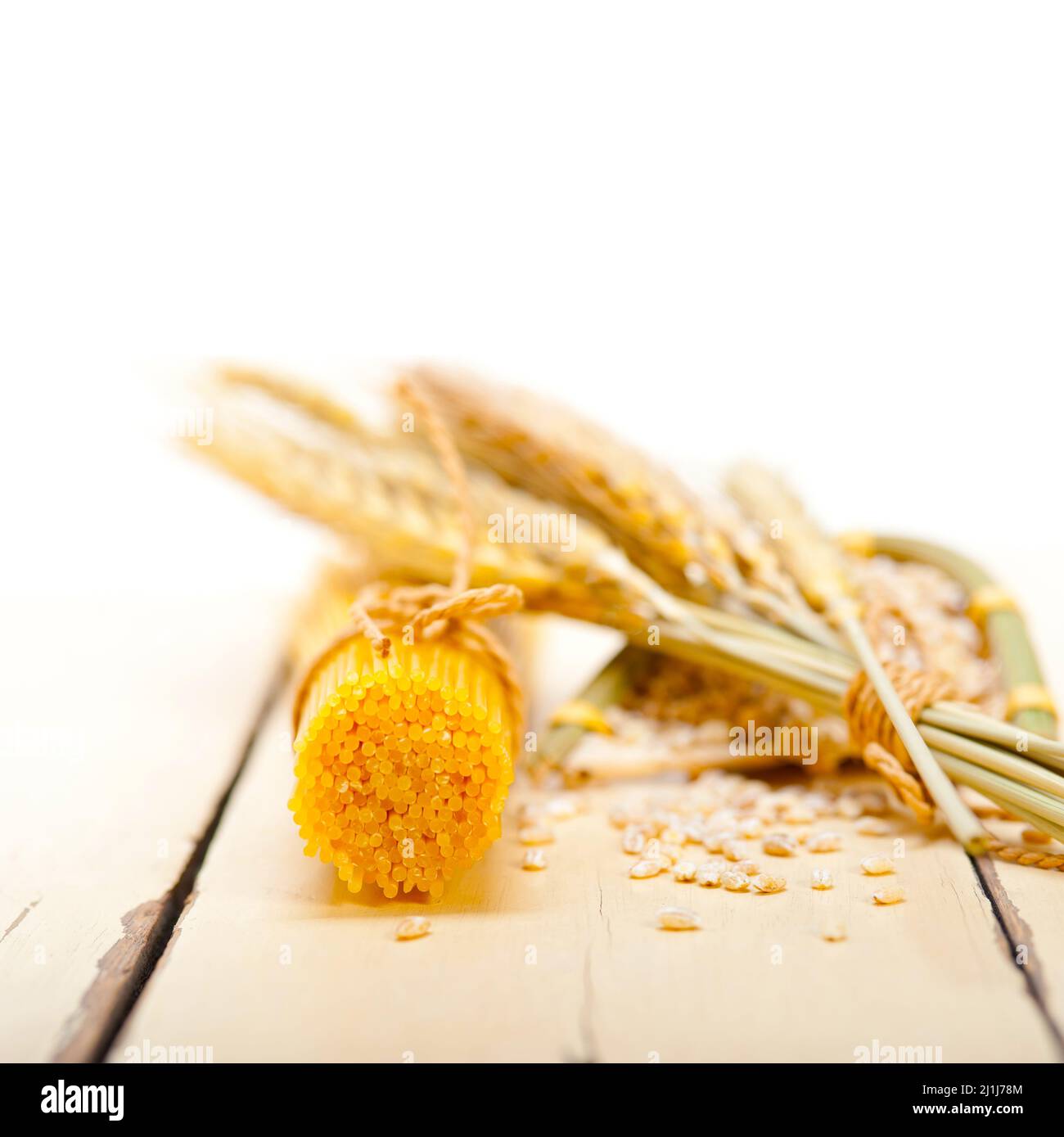 organic Raw italian pasta and durum wheat grains crop Stock Photo - Alamy
