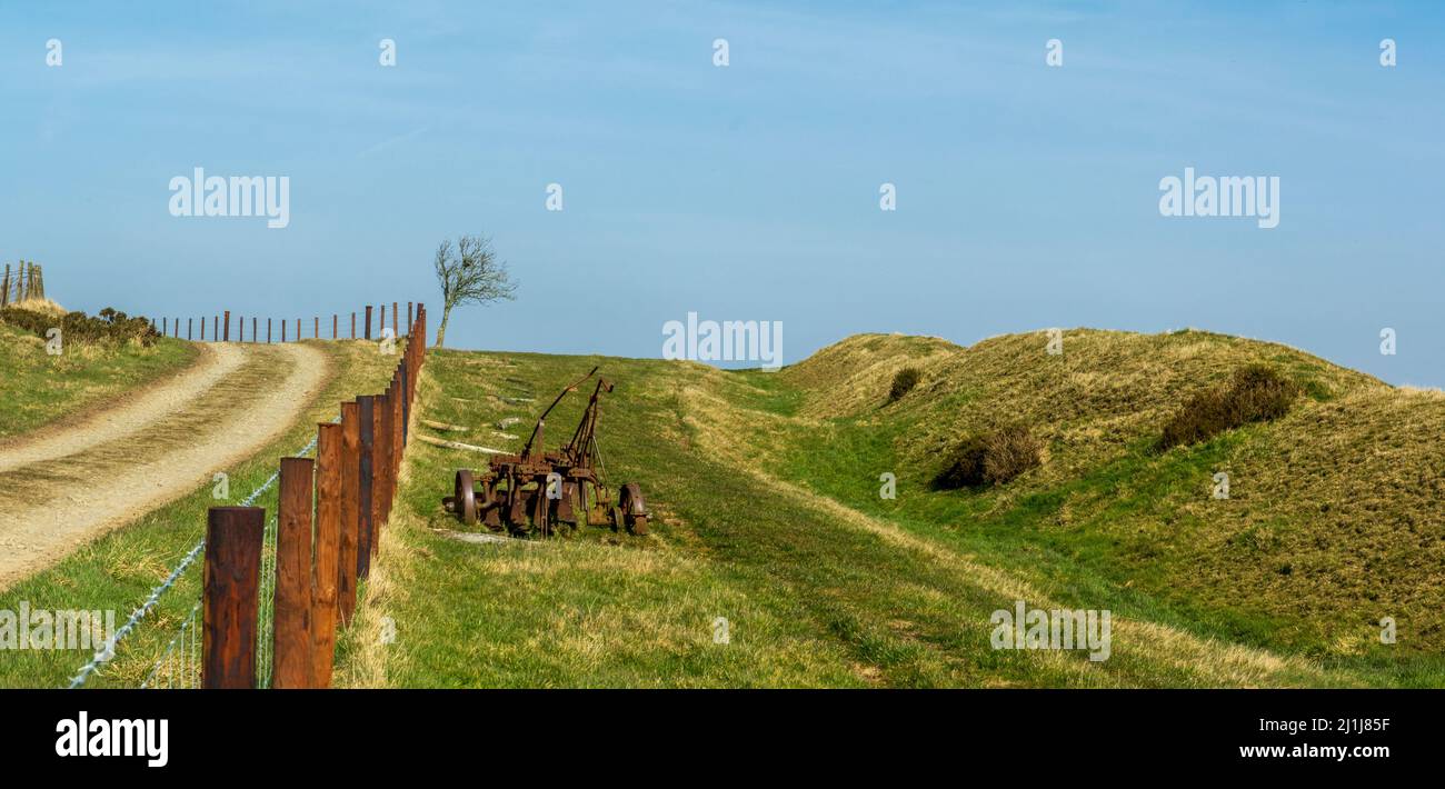 Offa's Dyke: section on the western slope of Llanfair Hill Stock Photo ...