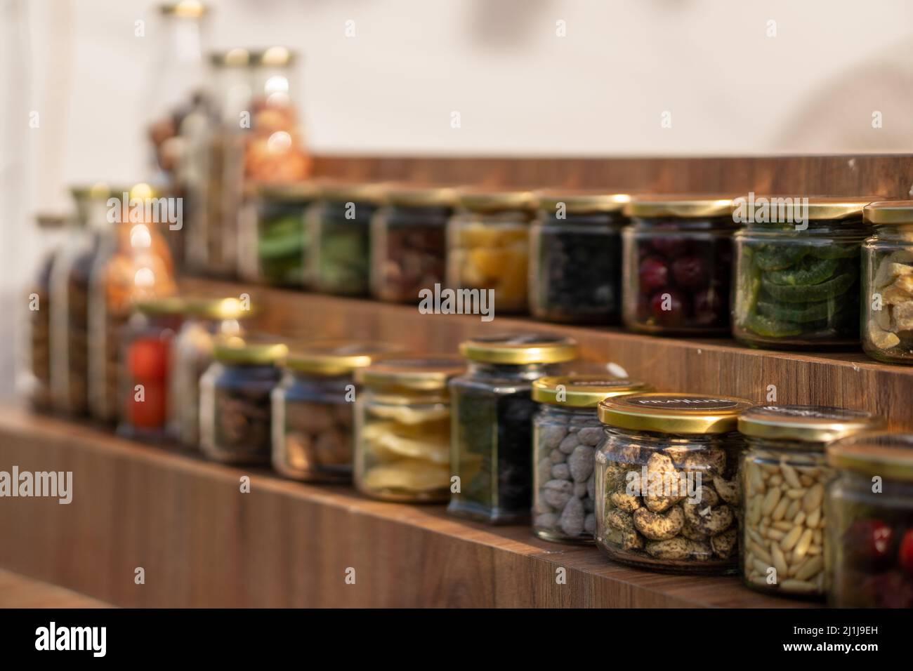 Canning cans hi-res stock photography and images - Alamy