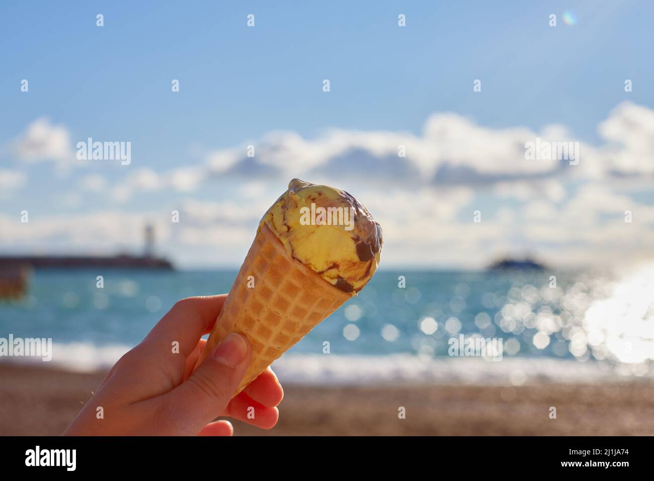 Steam ice cream hi-res stock photography and images - Alamy