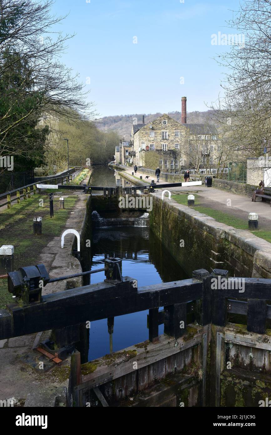Rochdale canal lock hi-res stock photography and images - Alamy