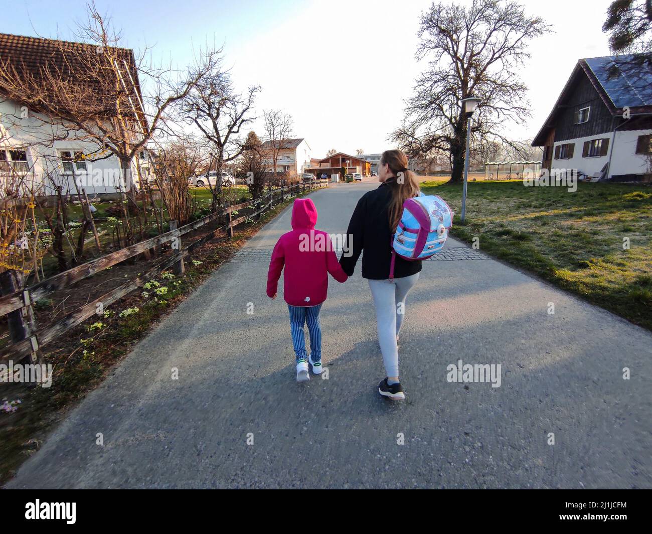 Meiningen, Austria. 25th Mar, 2022. A second-grader Omelia, an 8-year ...