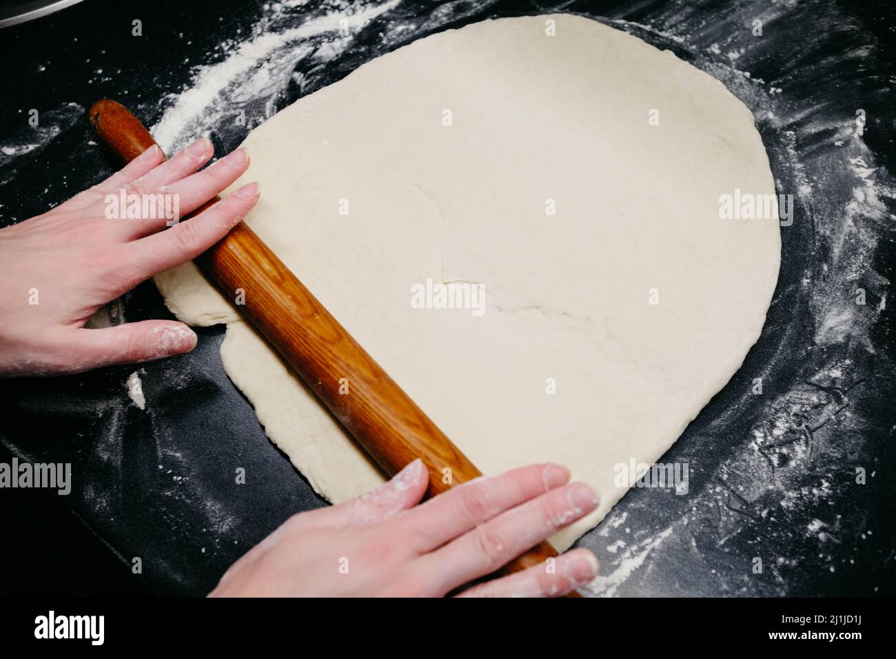 Black hands preparing food hi-res stock photography and images - Alamy