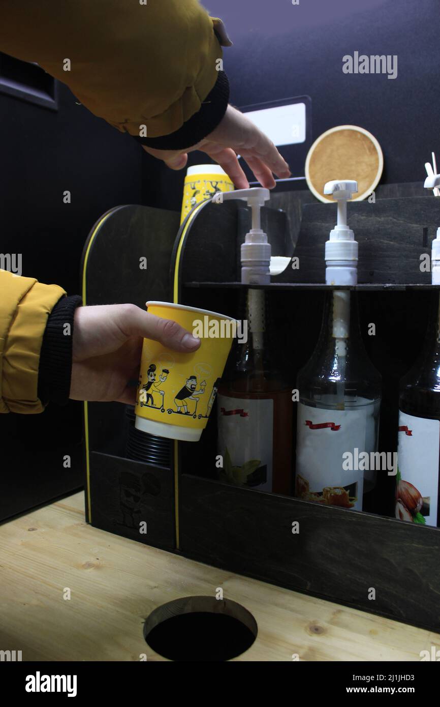 Self service coffee machine hi-res stock photography and images - Alamy