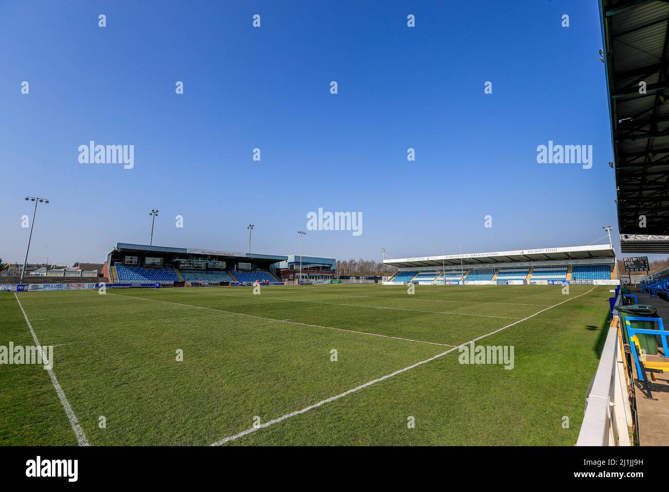 Game at the millennium stadium hi-res stock photography and images - Alamy