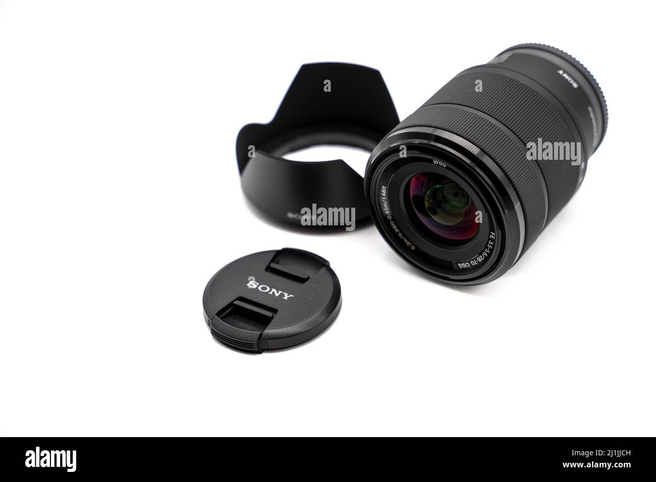 System mirrorless hi-res stock photography and images - Alamy
