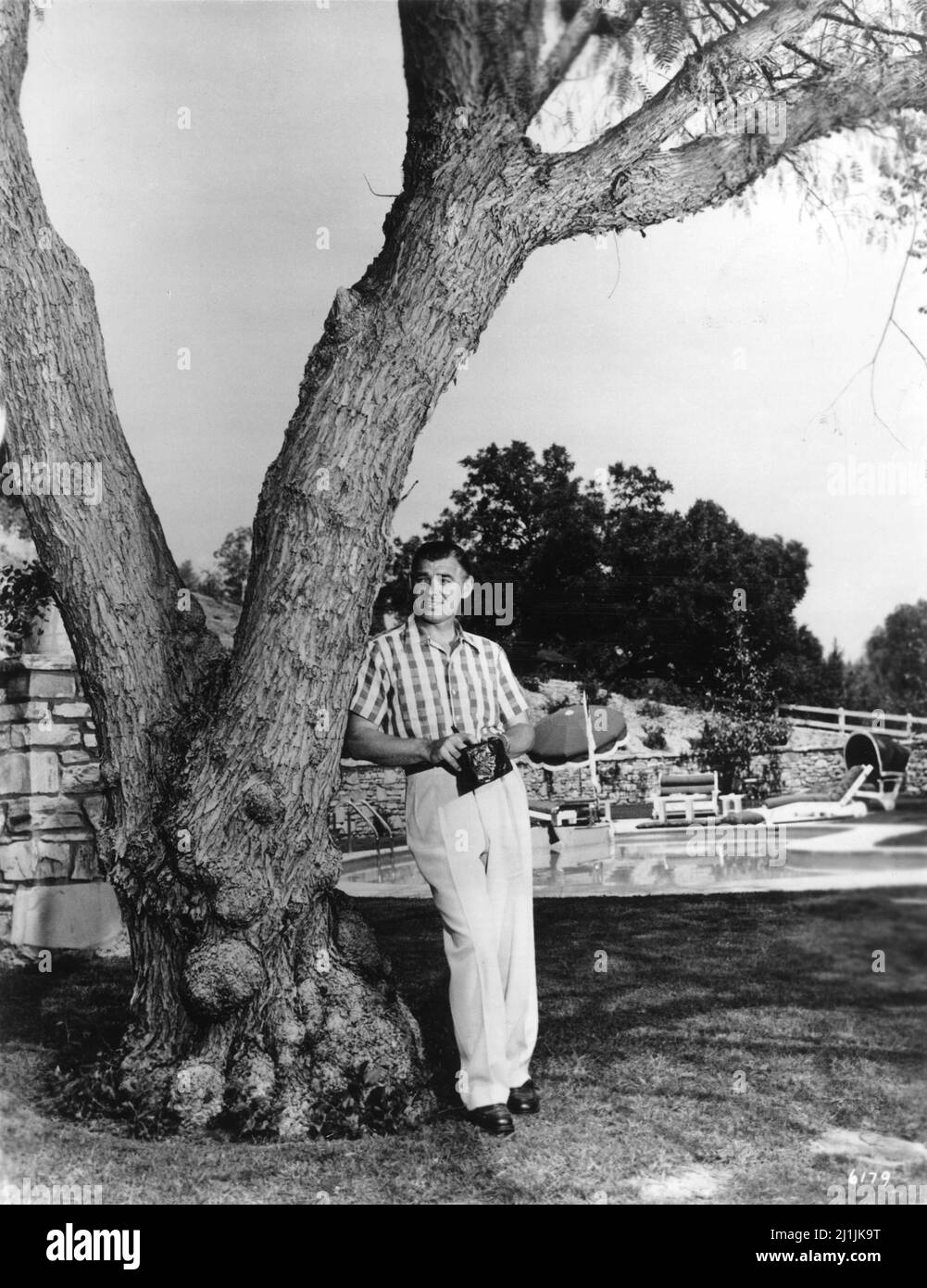 CLARK GABLE 1947 candid near Swimming Pool at his Ranch Home in Encino ...