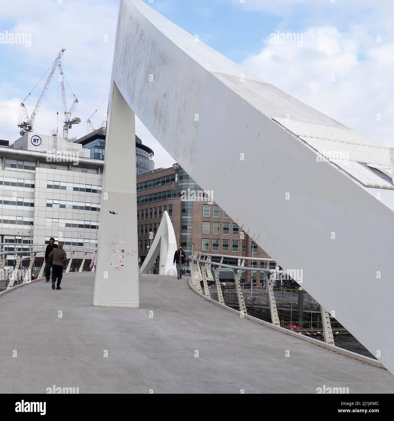 Tradeston Bridge aka squiggly bridge links the south side of the Clyde ...