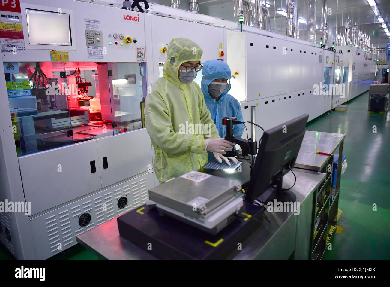 Longi green energy technology hi-res stock photography and images - Alamy