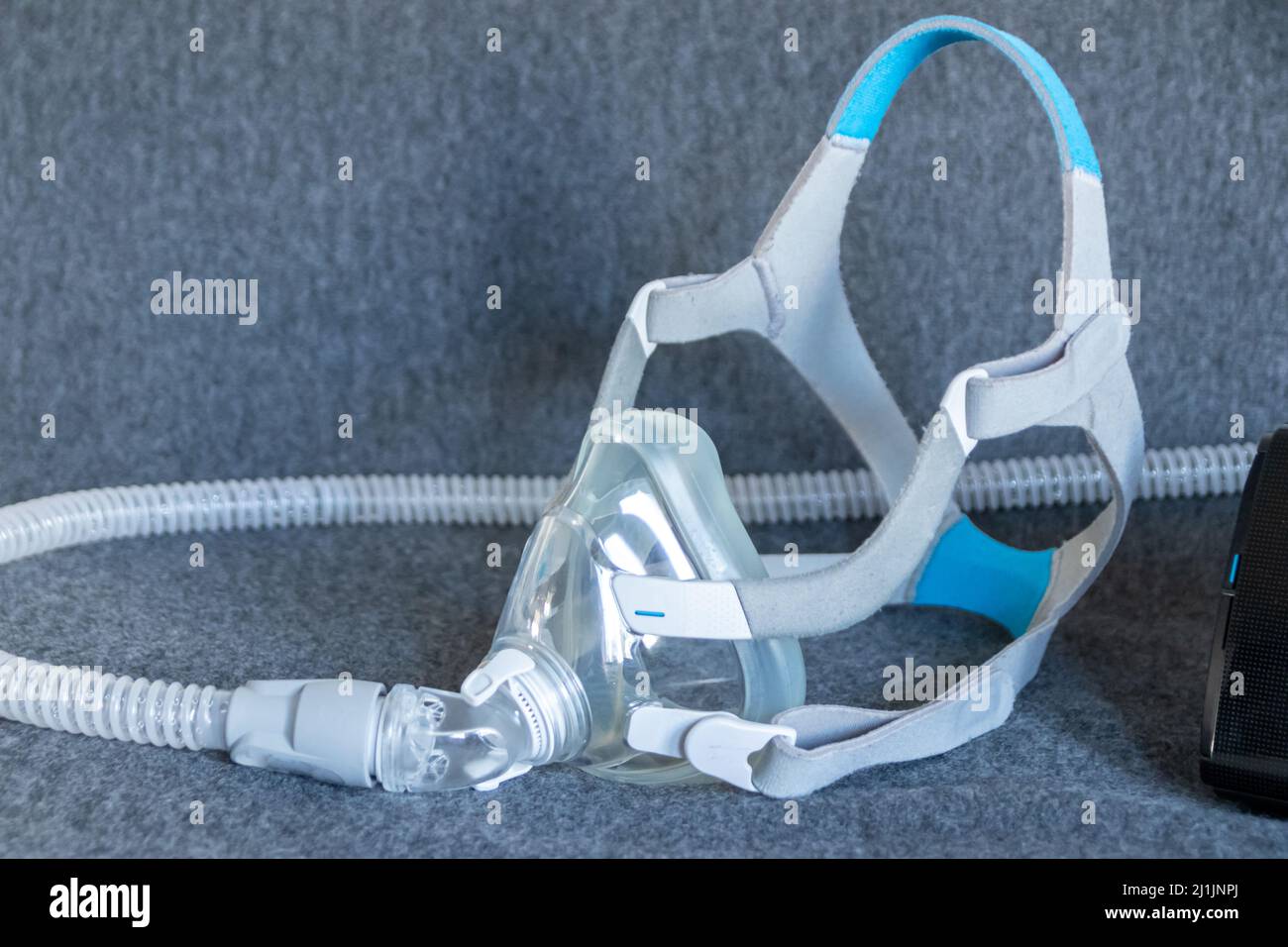 CPAP mask with a full face mask cpap machine against obstructive sleep ...